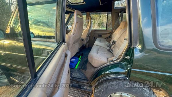 Land Rover Discovery 1996 in Tallinn, with an engine capacity of 2.50 L and mileage of 262 thousand km for 8500 €, photo 8 on AUTOMOTO.COM.LV