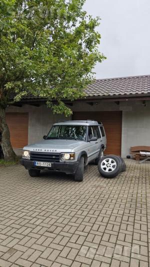 Land Rover Discovery 2003 Rēzekne, ar dzinēja tilpumu 2.50 L un nobraukumu 315 tūkst. km par 4450 €, foto 3 vietnē AUTOMOTO.COM.LV