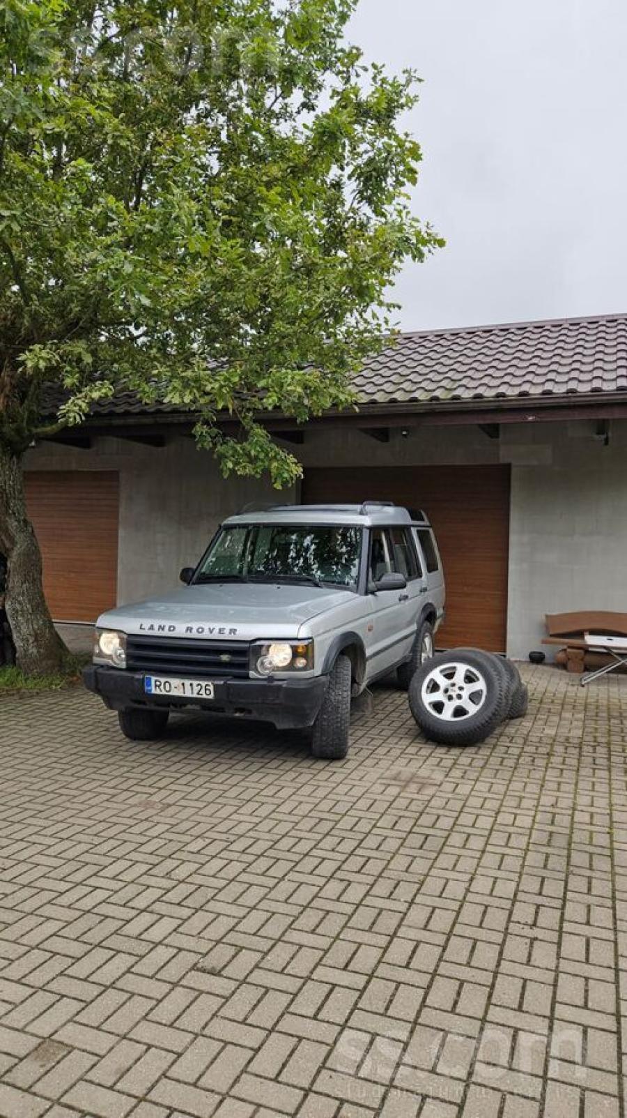 Land Rover Discovery 2003 Rēzekne, ar dzinēja tilpumu 2.50 L un nobraukumu 315 tūkst. km par 4450 €, foto 3 vietnē AUTOMOTO.COM.LV