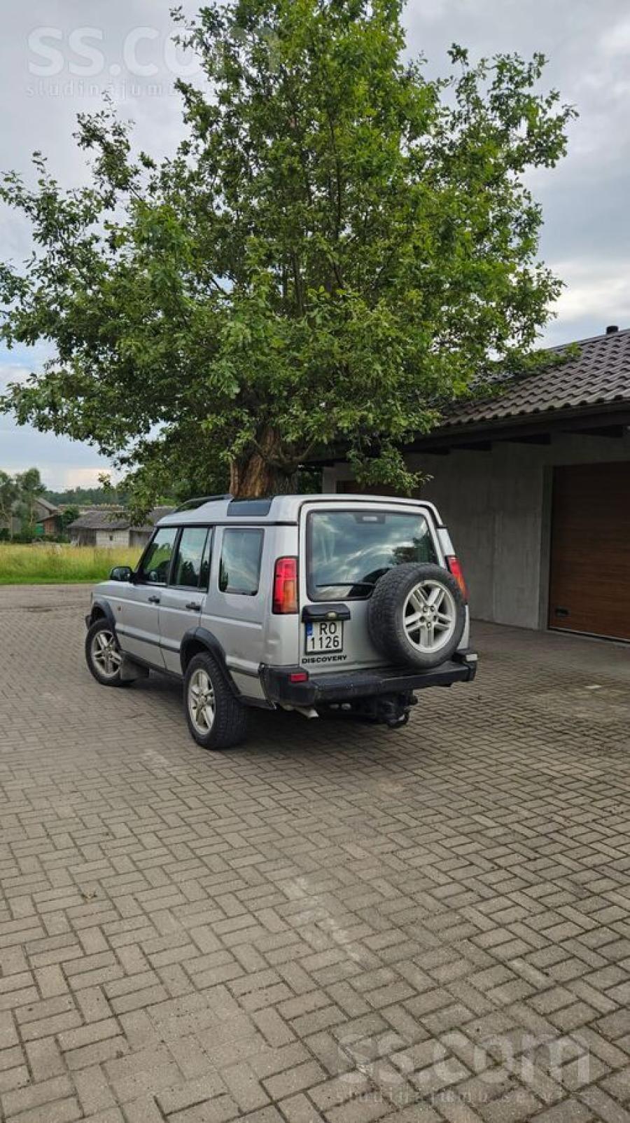 Land Rover Discovery 2003 Rēzekne, ar dzinēja tilpumu 2.50 L un nobraukumu 315 tūkst. km par 4450 €, foto 8 vietnē AUTOMOTO.COM.LV