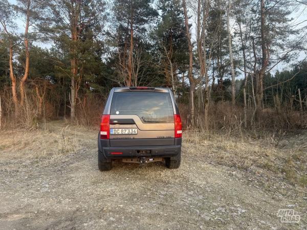 Land Rover Discovery 2006 in Vilnius, with an engine capacity of 2.70 L and mileage of 453 thousand km for 3750 €, photo 8 on AUTOMOTO.COM.LV