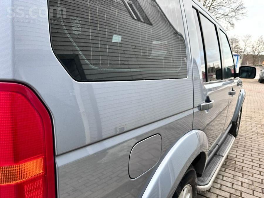 Land Rover Discovery 2009 in Riga, with an engine capacity of 2.70 L and mileage of 208 thousand km for 5000 €, photo 8 on AUTOMOTO.COM.LV