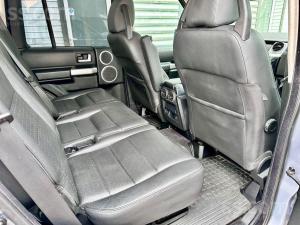 Land Rover Discovery 2009 in Riga, with an engine capacity of 2.70 L and mileage of 208 thousand km for 5000 €, photo 16 on AUTOMOTO.COM.LV