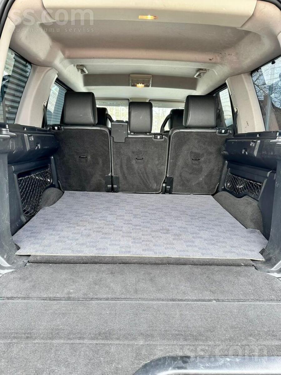 Land Rover Discovery 2009 in Riga, with an engine capacity of 2.70 L and mileage of 208 thousand km for 5000 €, photo 17 on AUTOMOTO.COM.LV
