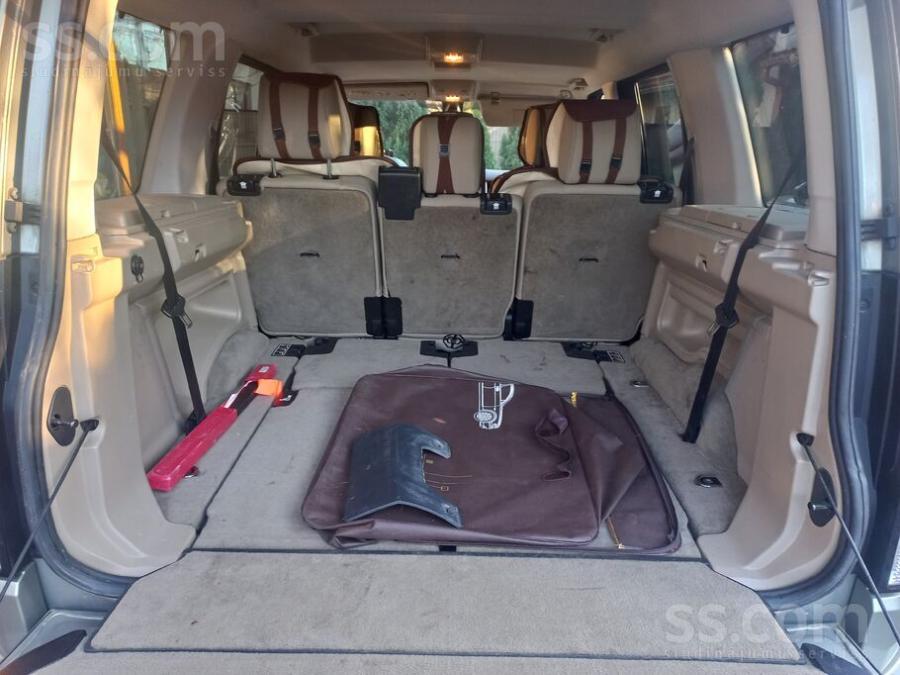 Land Rover Discovery 2010 Rīga, ar dzinēja tilpumu 2.70 L un nobraukumu 244 tūkst. km par 8290 €, foto 7 vietnē AUTOMOTO.COM.LV
