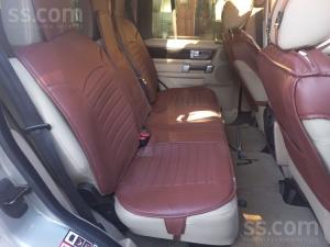 Land Rover Discovery 2010 Rīga, ar dzinēja tilpumu 2.70 L un nobraukumu 244 tūkst. km par 8290 €, foto 10 vietnē AUTOMOTO.COM.LV