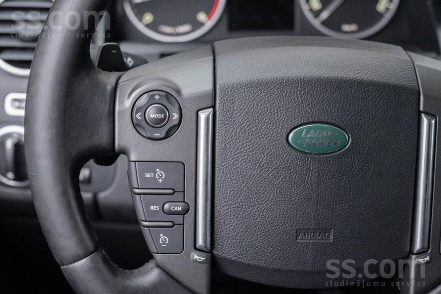 Land Rover Discovery 2012 Rīga, ar dzinēja tilpumu 3.00 L un nobraukumu 333 tūkst. km par 10990 €, foto 17 vietnē AUTOMOTO.COM.LV