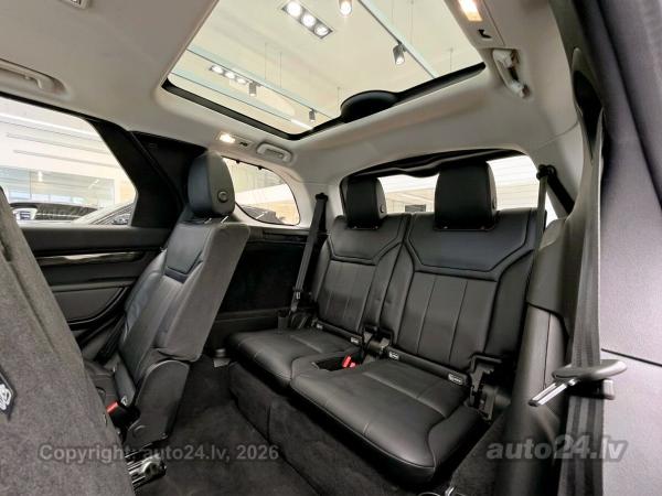 Land Rover Discovery 2017 Tallina, ar dzinēja tilpumu 2.00 L un nobraukumu 179 tūkst. km par 18999 €, foto 11 vietnē AUTOMOTO.COM.LV