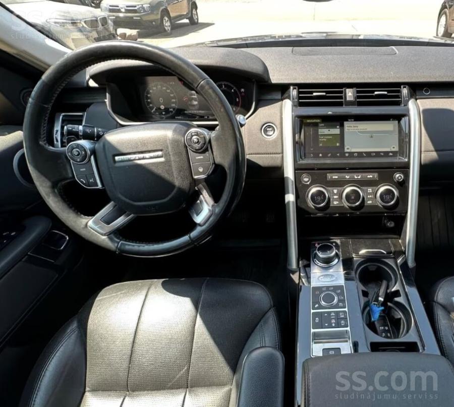 Land Rover Discovery 2018 Rīga, ar dzinēja tilpumu 3.00 L un nobraukumu 145 tūkst. km par 16700 €, foto 4 vietnē AUTOMOTO.COM.LV