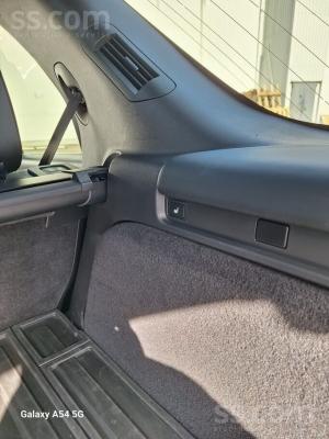 Land Rover Discovery 2019 in Riga, with an engine capacity of 3.00 L and mileage of 203 thousand km for 25400 €, photo 8 on AUTOMOTO.COM.LV