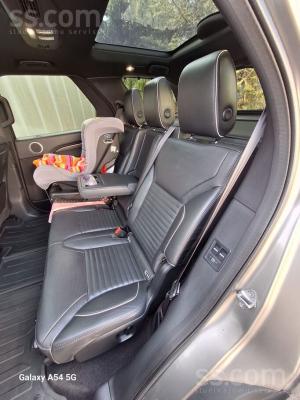Land Rover Discovery 2019 in Riga, with an engine capacity of 3.00 L and mileage of 203 thousand km for 25400 €, photo 18 on AUTOMOTO.COM.LV