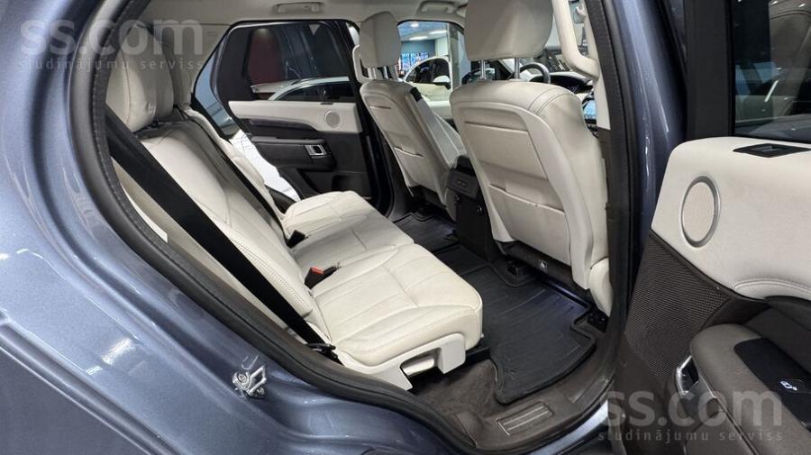 Land Rover Discovery 2020 Rīga, ar dzinēja tilpumu 2.00 L un nobraukumu 74 tūkst. km par 30490 €, foto 15 vietnē AUTOMOTO.COM.LV