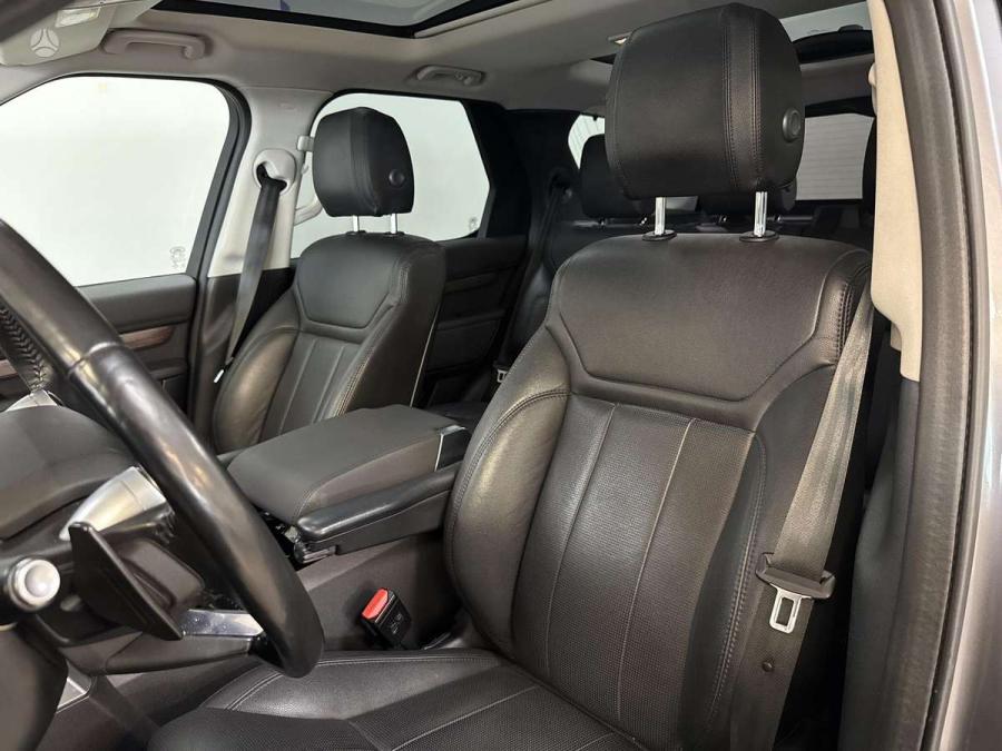 Land Rover Discovery 2020 in Vilnius, with an engine capacity of 2.00 L and mileage of 133 thousand km for 24000 €, photo 11 on AUTOMOTO.COM.LV
