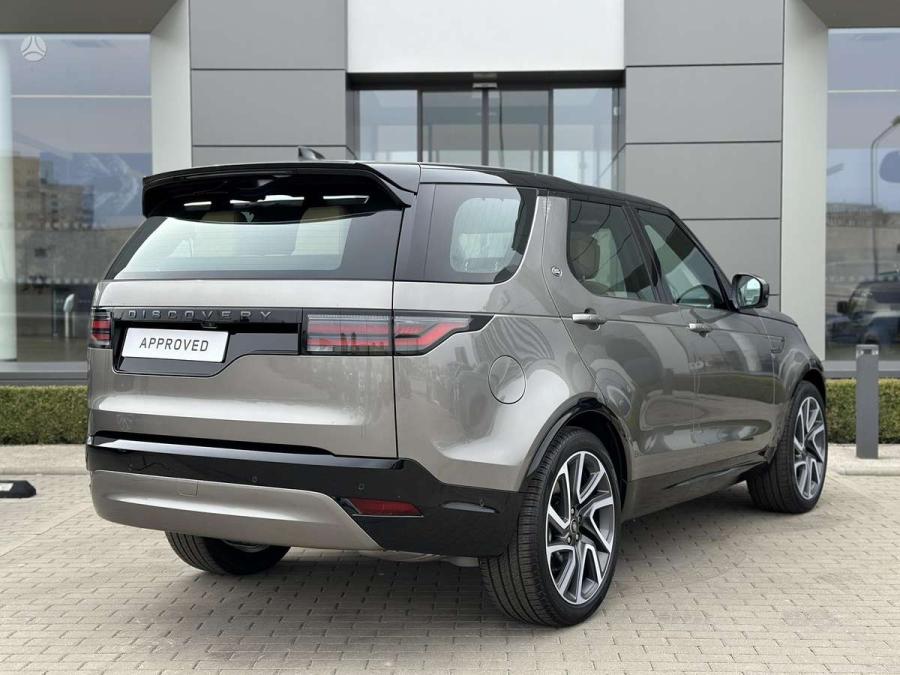 Land Rover Discovery 2025 Viļņa, ar dzinēja tilpumu 3.00 L un nobraukumu 34 tūkst. km par 79100 €, foto 5 vietnē AUTOMOTO.COM.LV