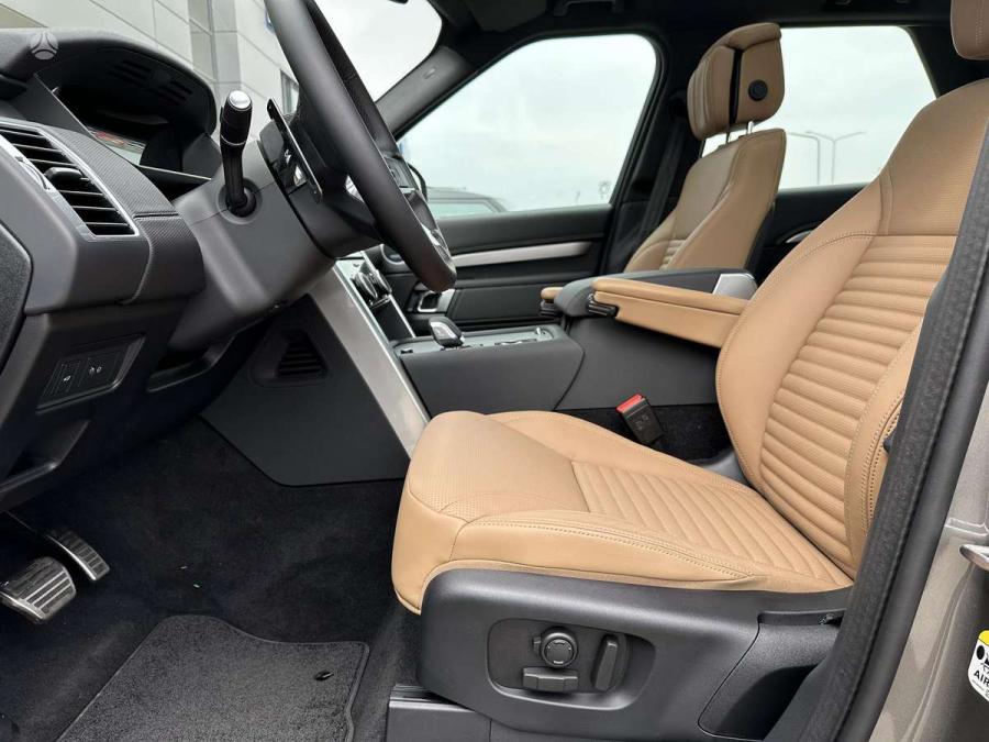 Land Rover Discovery 2025 Viļņa, ar dzinēja tilpumu 3.00 L un nobraukumu 34 tūkst. km par 79100 €, foto 8 vietnē AUTOMOTO.COM.LV
