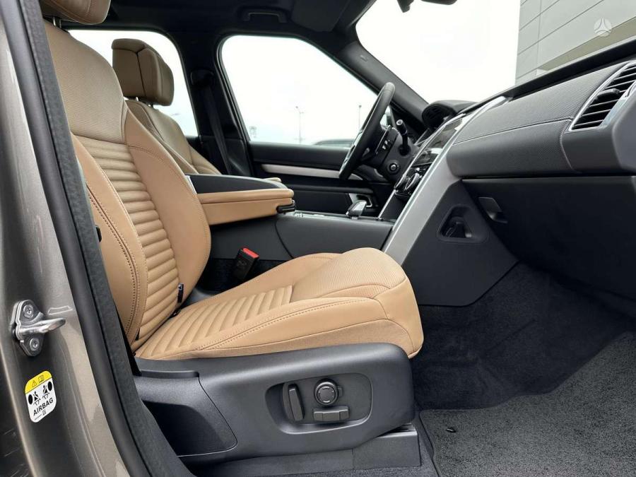 Land Rover Discovery 2025 Viļņa, ar dzinēja tilpumu 3.00 L un nobraukumu 34 tūkst. km par 79100 €, foto 17 vietnē AUTOMOTO.COM.LV
