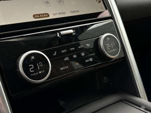 Land Rover Discovery 2025 Viļņa, ar dzinēja tilpumu 3.00 L un nobraukumu 34 tūkst. km par 79100 €, foto 21 vietnē AUTOMOTO.COM.LV