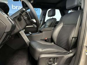 Land Rover Discovery 2025 Viļņa, ar dzinēja tilpumu 3.00 L un nobraukumu 18 tūkst. km par 64000 €, foto 10 vietnē AUTOMOTO.COM.LV