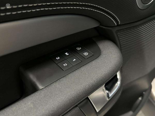 Land Rover Discovery 2025 Viļņa, ar dzinēja tilpumu 3.00 L un nobraukumu 18 tūkst. km par 64000 €, foto 10 vietnē AUTOMOTO.COM.LV