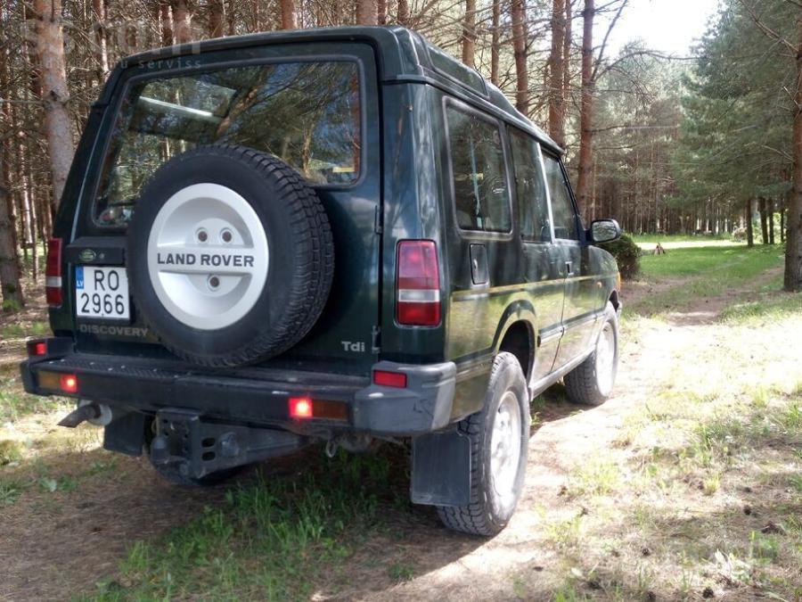 Zaļš Land Rover Discovery 1997 Jelgava, ar dzinēja tilpumu 2.50 L un nobraukumu 251 tūkst. km par 3900 €, foto 7 vietnē AUTOMOTO.COM.LV