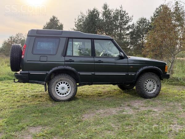 Ленд Ровер Дискавери 1999 в Рига на AUTOMOTO.COM.LV Зеленый Ленд Ровер Дискавери 1999 в Рига, объемом двигателя 2.50 л и пробегом 265 тыс. км за 6700 €, фото 6 на AUTOMOTO.COM.LV