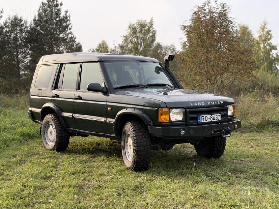 Green Land Rover Discovery 1999 in Riga, with an engine capacity of 2.50 L and mileage of 265 thousand km for 6700 €, photo 7 on AUTOMOTO.COM.LV