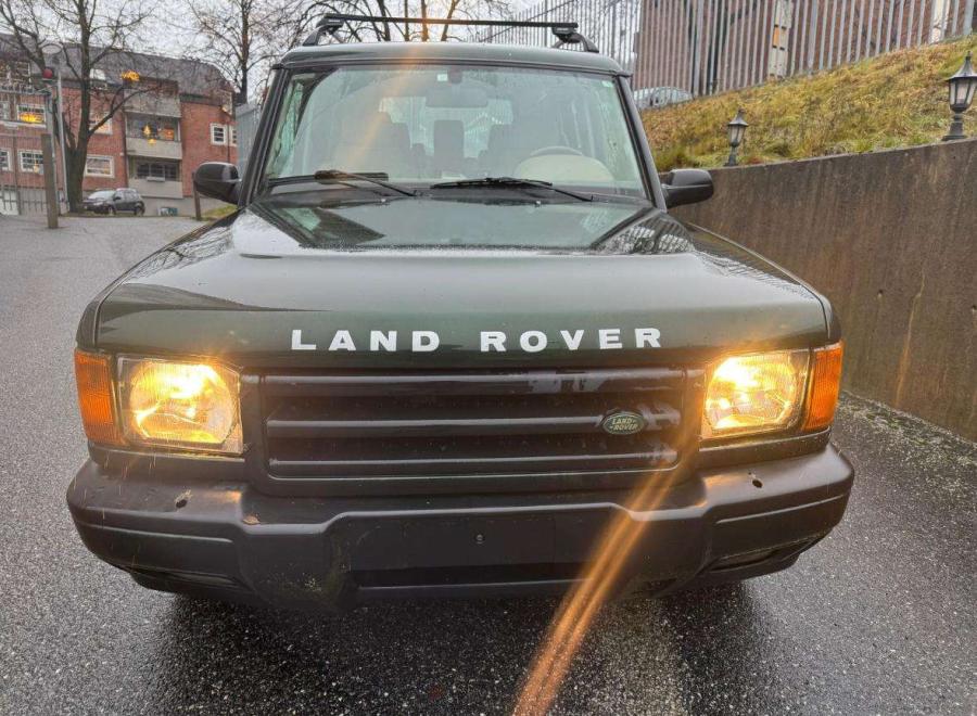 Zaļš Land Rover Discovery 2000 Kauņa, ar dzinēja tilpumu 2.50 L un nobraukumu 241 tūkst. km par 2600 €, foto 4 vietnē AUTOMOTO.COM.LV