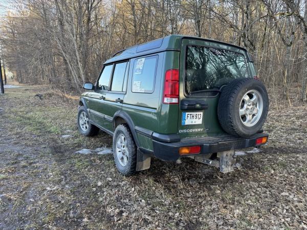 Green Land Rover Discovery 2000 in Alytus, with an engine capacity of 4.00 L and mileage of 300 thousand km for 5500 €, photo 4 on AUTOMOTO.COM.LV