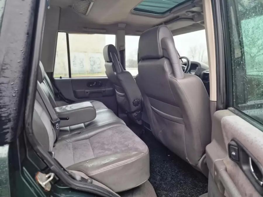 Zaļš Land Rover Discovery 2000 Grobiņa, ar dzinēja tilpumu 2.50 L un nobraukumu 283 tūkst. km par 3250 €, foto 13 vietnē AUTOMOTO.COM.LV
