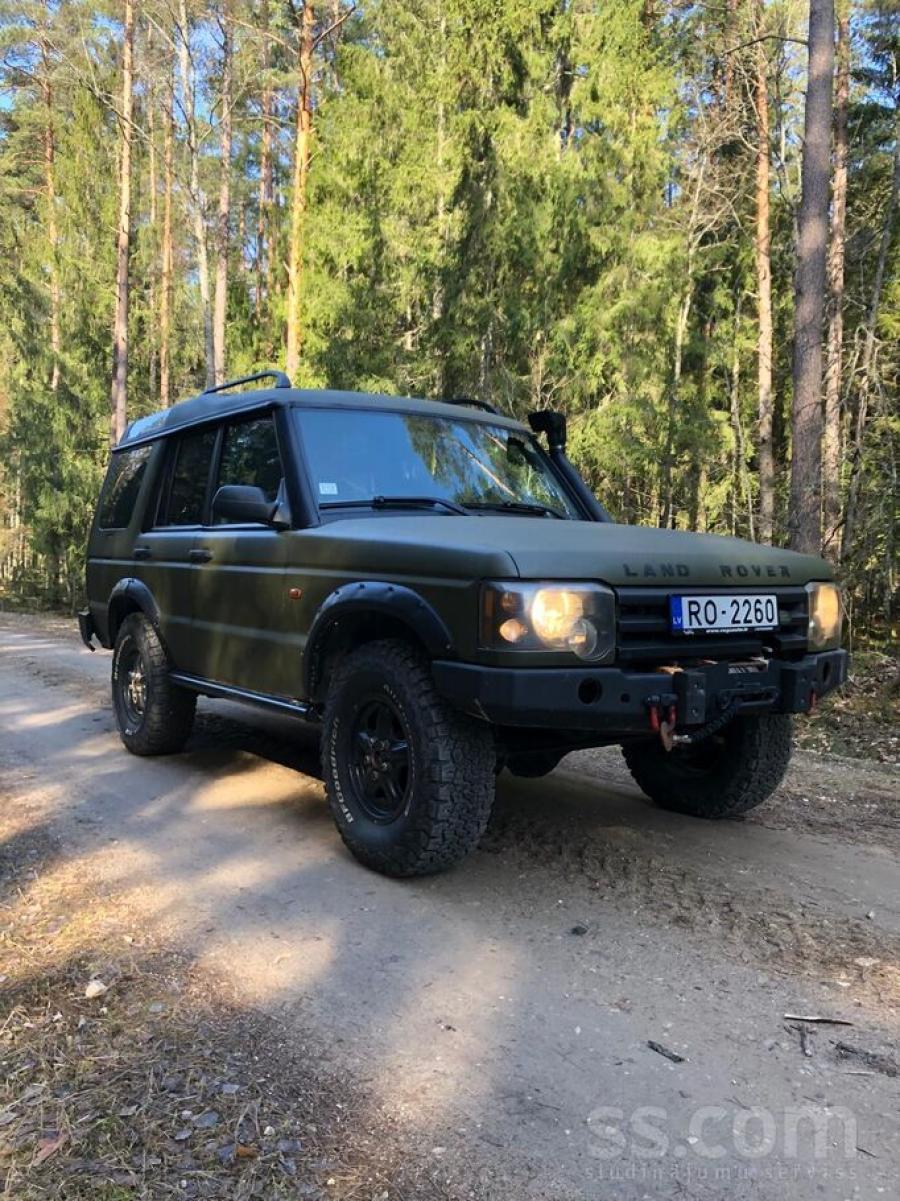 Zaļš Land Rover Discovery 2003 Ogre, ar dzinēja tilpumu 2.50 L un nobraukumu 227 tūkst. km par 8990 €, foto 5 vietnē AUTOMOTO.COM.LV