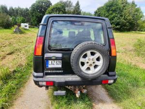 Green Land Rover Discovery 2003 in Anyksciai, with an engine capacity of 2.50 L and mileage of 286 thousand km for 3500 €, photo 5 on AUTOMOTO.COM.LV