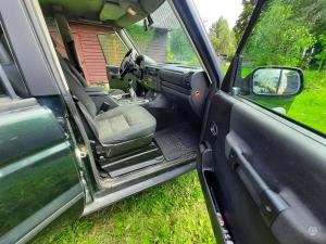 Green Land Rover Discovery 2003 in Anyksciai, with an engine capacity of 2.50 L and mileage of 286 thousand km for 3500 €, photo 11 on AUTOMOTO.COM.LV