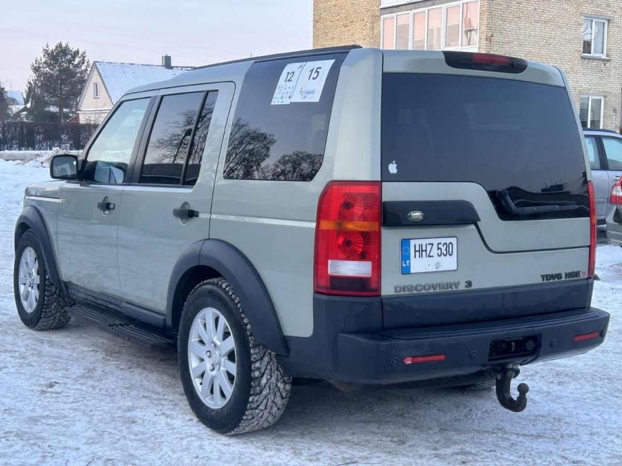 Green Land Rover Discovery 2005 in Ukmerge, with an engine capacity of 2.72 L and mileage of 434 thousand km for 2650 €, photo 4 on AUTOMOTO.COM.LV
