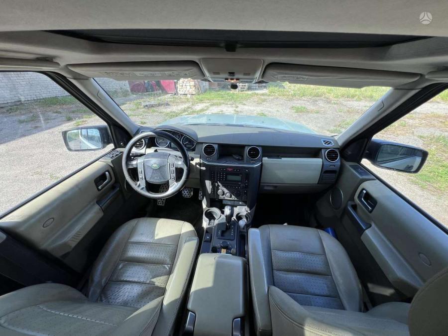 Zaļš Land Rover Discovery 2005 Viļņa, ar dzinēja tilpumu 2.72 L un nobraukumu 350 tūkst. km par 2300 €, foto 6 vietnē AUTOMOTO.COM.LV