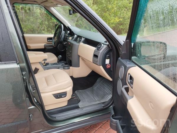 Zaļš Land Rover Discovery 2006 Ventspils, ar dzinēja tilpumu 2.70 L un nobraukumu 380 tūkst. km par 3500 €, foto 9 vietnē AUTOMOTO.COM.LV