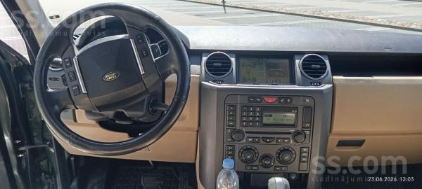 Zaļš Land Rover Discovery 2006 Tukums, ar dzinēja tilpumu 2.70 L un nobraukumu 380 tūkst. km par 3800 €, foto 6 vietnē AUTOMOTO.COM.LV