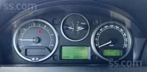 Zaļš Land Rover Discovery 2006 Rēzekne, ar dzinēja tilpumu 2.70 L un nobraukumu 298 tūkst. km par 4700 €, foto 18 vietnē AUTOMOTO.COM.LV