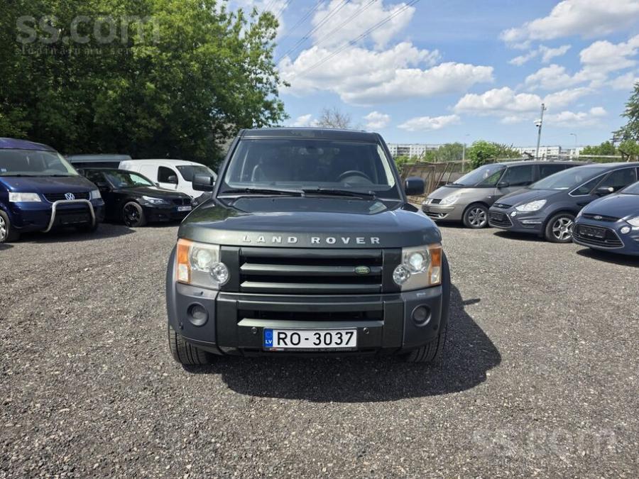 Green Land Rover Discovery 2007 in Riga, with an engine capacity of 2.70 L and mileage of 346 thousand km for 19000 €, photo 3 on AUTOMOTO.COM.LV