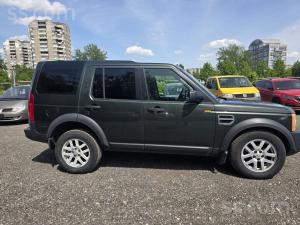 Green Land Rover Discovery 2007 in Riga, with an engine capacity of 2.70 L and mileage of 346 thousand km for 19000 €, photo 5 on AUTOMOTO.COM.LV