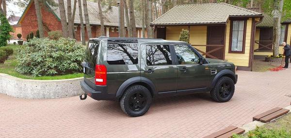 Zaļš Land Rover Discovery 2008 Palanga, ar dzinēja tilpumu 4.39 L un nobraukumu 238 tūkst. km par 12200 €, foto 8 vietnē AUTOMOTO.COM.LV