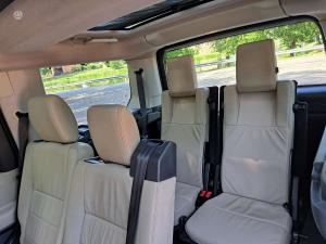 Green Land Rover Discovery 2008 in Rokiskis, with an engine capacity of 2.70 L and mileage of 308 thousand km for 3990 €, photo 16 on AUTOMOTO.COM.LV