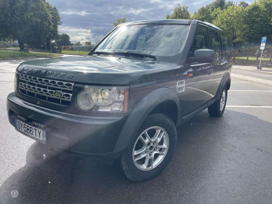 Zaļš Land Rover Discovery 2010 Tauragė, ar dzinēja tilpumu 2.70 L un nobraukumu 380 tūkst. km par 3700 €, foto 1 vietnē AUTOMOTO.COM.LV