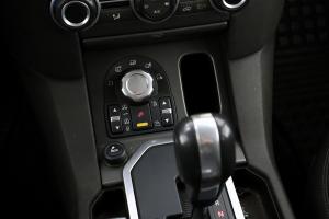 Zaļš Land Rover Discovery 2010 Tallina, ar dzinēja tilpumu 2.70 L un nobraukumu 334 tūkst. km par 1799 €, foto 18 vietnē AUTOMOTO.COM.LV