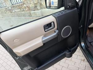 Zaļš Land Rover Discovery 2010 Rīga, ar dzinēja tilpumu 2.70 L un nobraukumu 265 tūkst. km par 7480 €, foto 9 vietnē AUTOMOTO.COM.LV