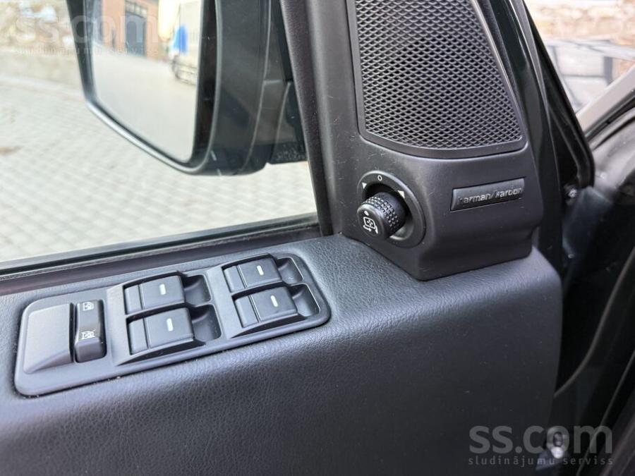 Zaļš Land Rover Discovery 2010 Rīga, ar dzinēja tilpumu 2.70 L un nobraukumu 265 tūkst. km par 7480 €, foto 10 vietnē AUTOMOTO.COM.LV