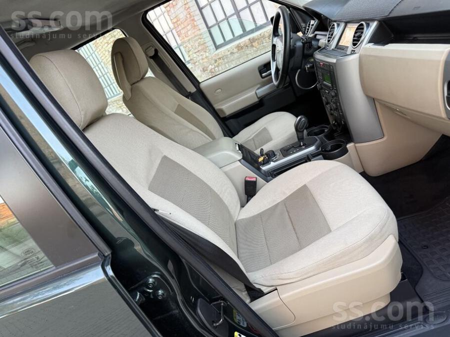 Zaļš Land Rover Discovery 2010 Rīga, ar dzinēja tilpumu 2.70 L un nobraukumu 265 tūkst. km par 7480 €, foto 20 vietnē AUTOMOTO.COM.LV