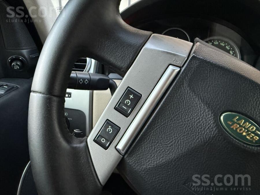 Zaļš Land Rover Discovery 2010 Rīga, ar dzinēja tilpumu 2.70 L un nobraukumu 265 tūkst. km par 7480 €, foto 22 vietnē AUTOMOTO.COM.LV