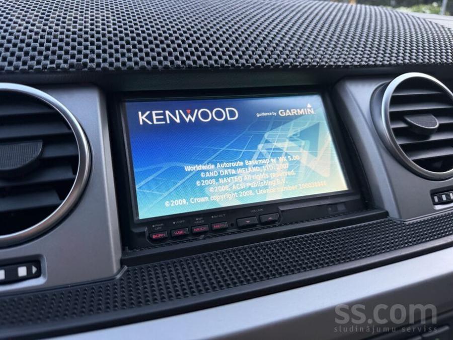Zaļš Land Rover Discovery 2010 Rīga, ar dzinēja tilpumu 2.70 L un nobraukumu 265 tūkst. km par 7480 €, foto 26 vietnē AUTOMOTO.COM.LV