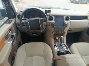 Zaļš Land Rover Discovery 2010 Rīga, ar dzinēja tilpumu 3.00 L un nobraukumu 320 tūkst. km par 6700 €, foto 6 vietnē AUTOMOTO.COM.LV