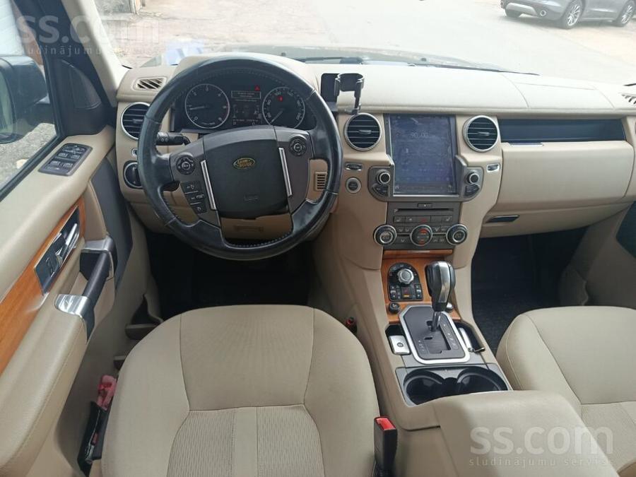 Zaļš Land Rover Discovery 2010 Rīga, ar dzinēja tilpumu 3.00 L un nobraukumu 320 tūkst. km par 6700 €, foto 6 vietnē AUTOMOTO.COM.LV